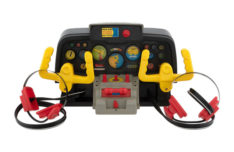 Pan Am Dual Control Jet Cockpit from Remco (1969) | Toy Tales