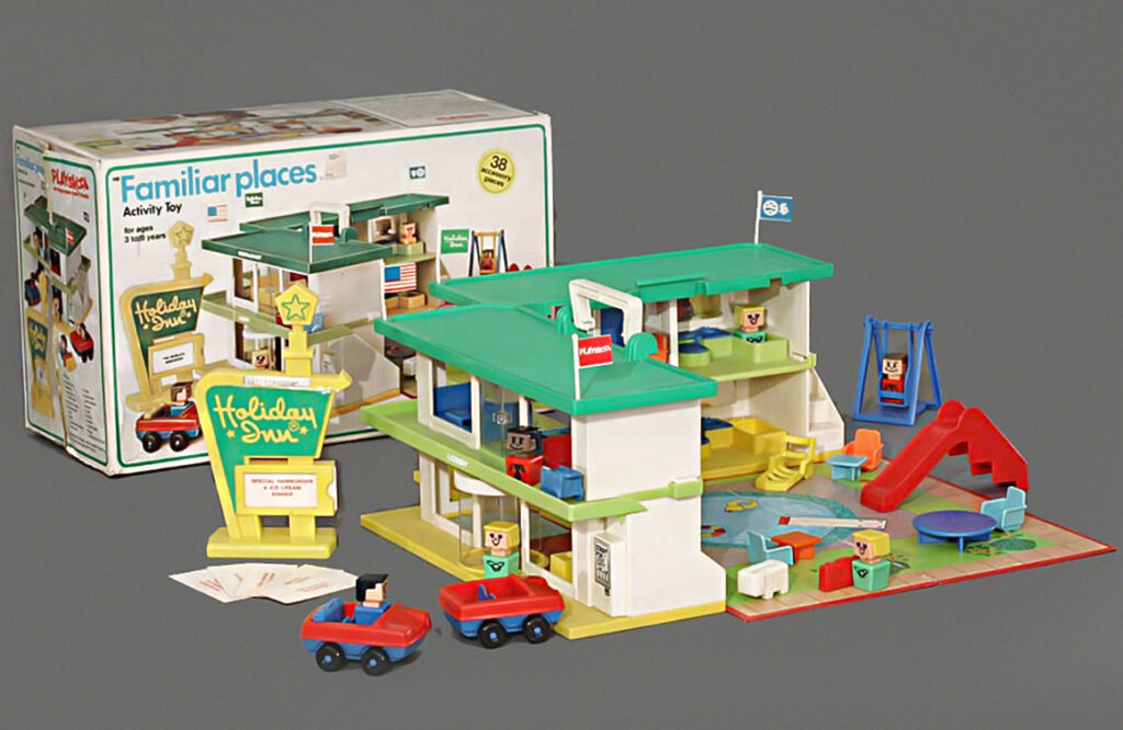 Familiar Places Holiday Inn Playset from Playskool (1974) | Toy Tales