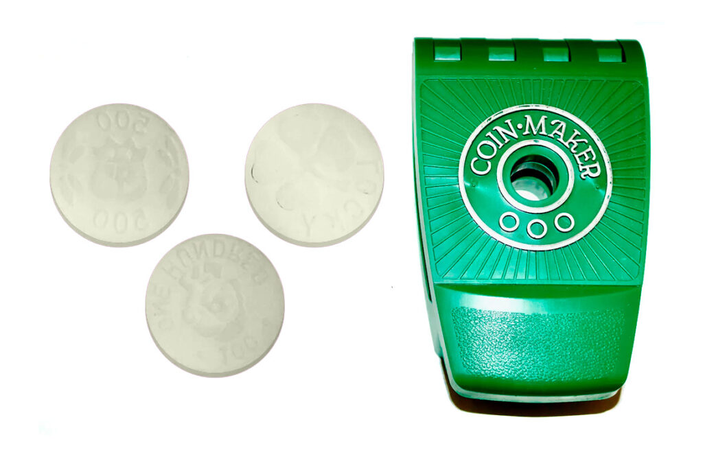 Play-Doh Coin-Maker from Rainbow Crafts (1968) | Toy Tales